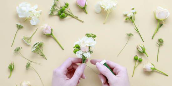 How to Make a Gorgeous DIY Flower Garland - Salisbury Greenhouse - Blog